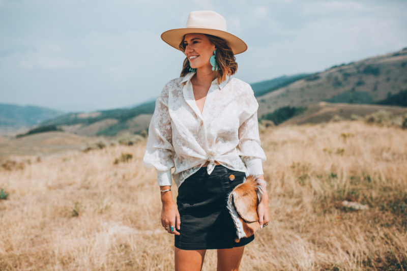 Fall Western Look - Wanderlust Out West